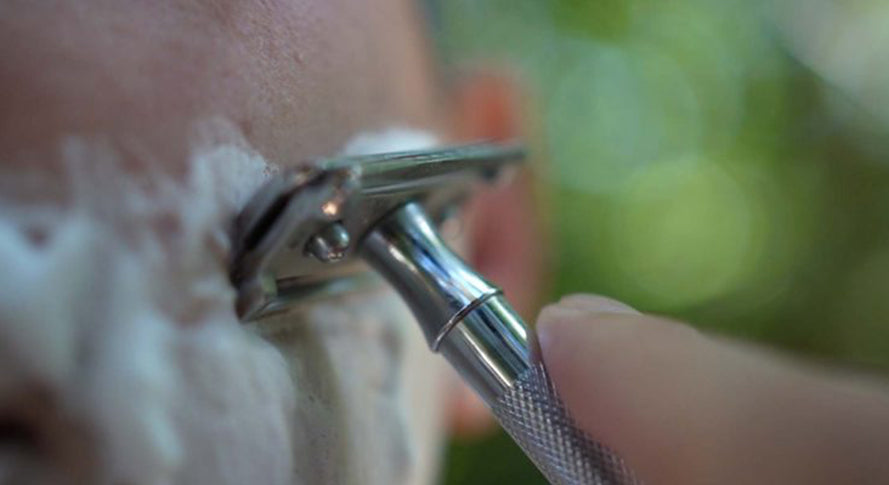 Hoe gebruik je een double edged safety razor? Complete uitleg om te sc ...